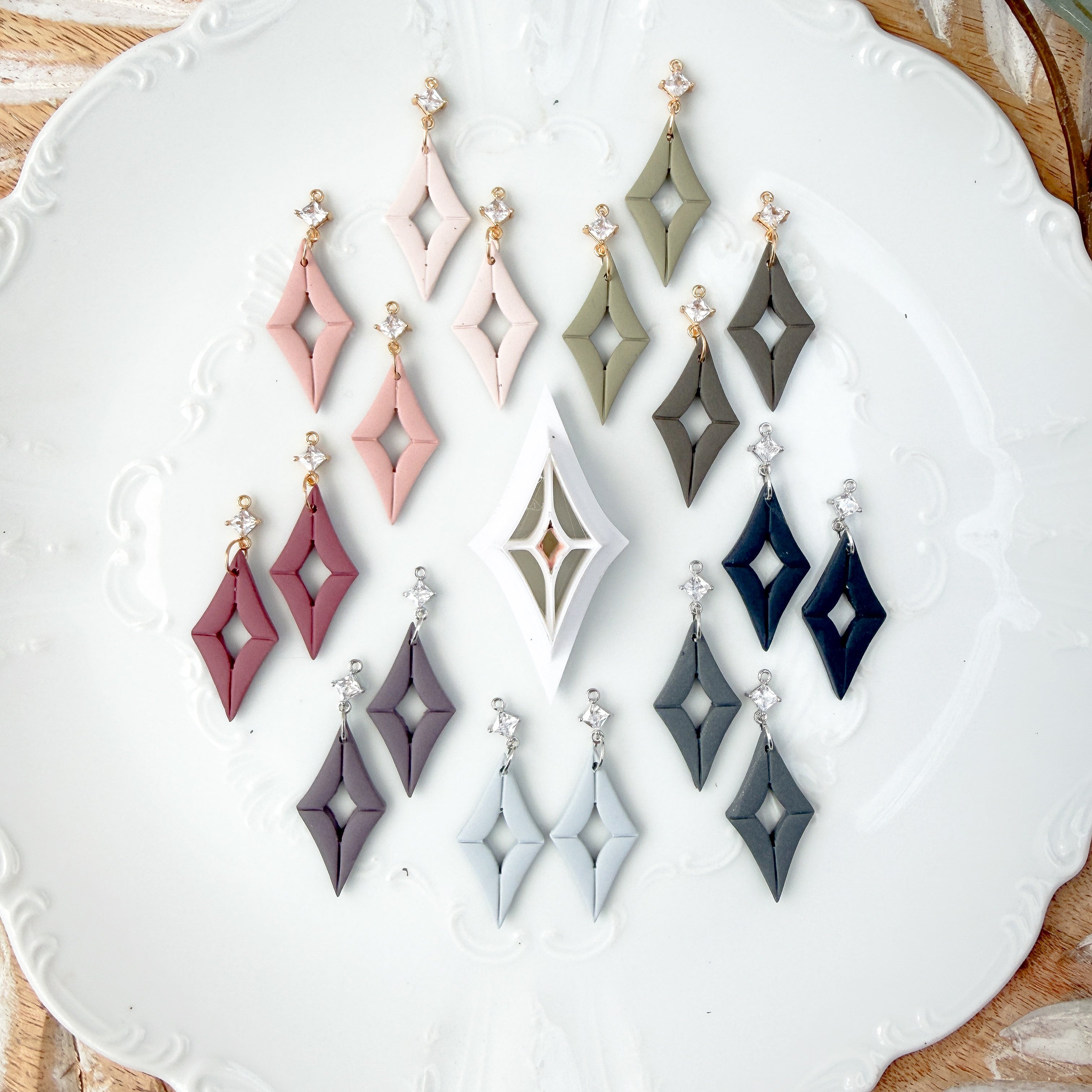 Sora Diamond Imprint Window Clay Cutter - January 2026 Launch ...