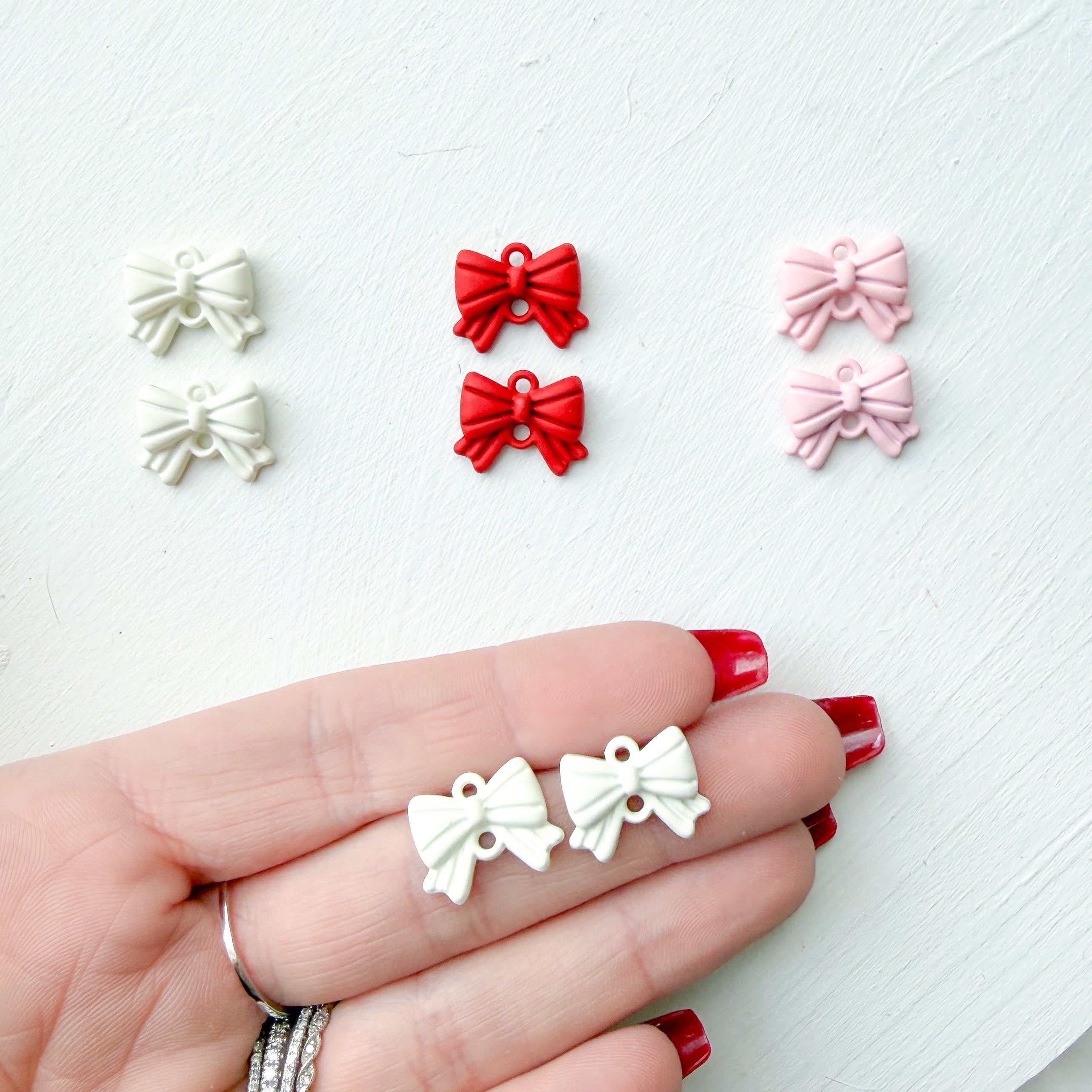Pleated Bow Connector- 10 PIECES - December 2025 Launch – Maverlydesigns