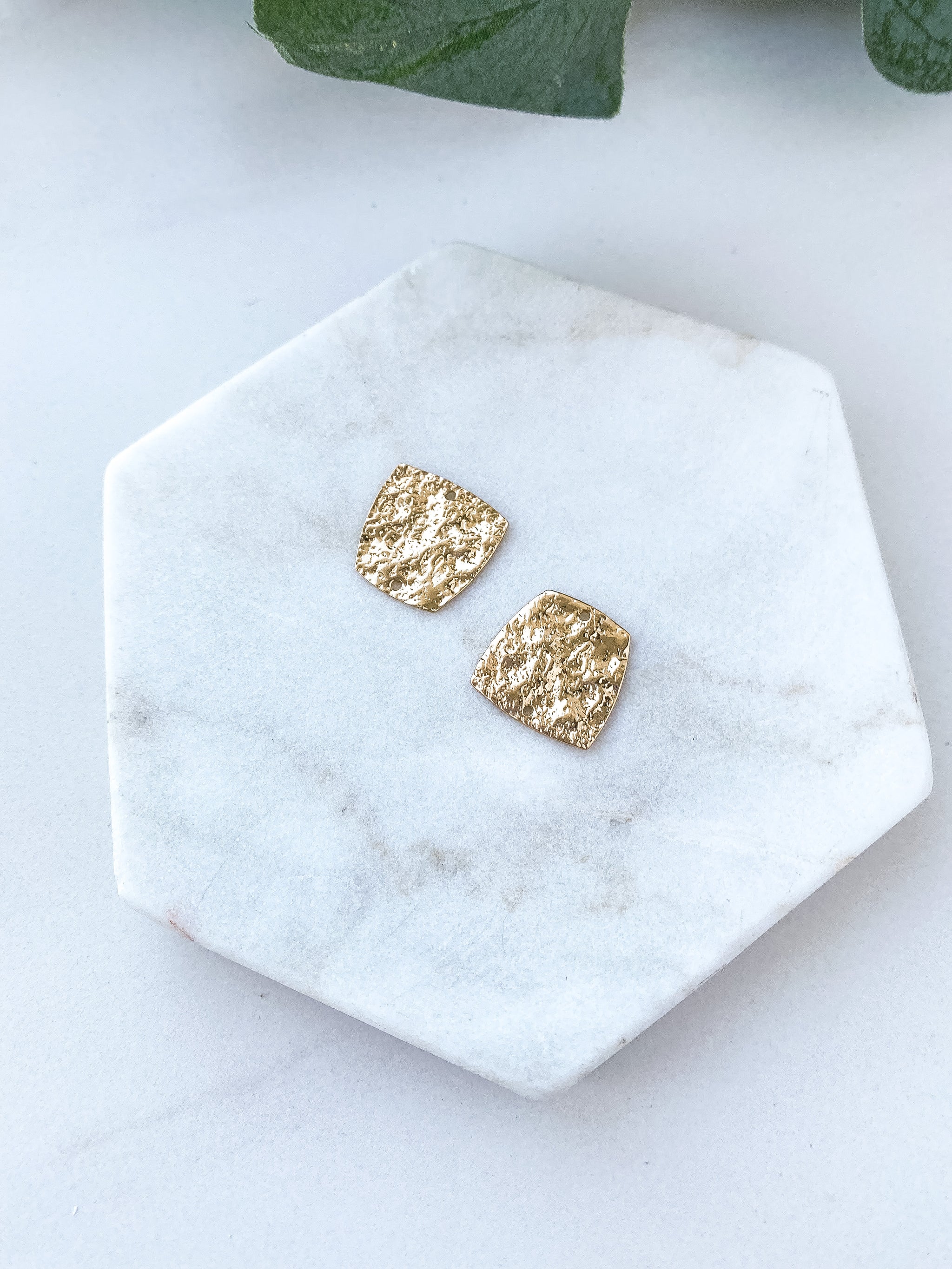 Hammered Trapezoid Connector - 10 PIECES – Maverlydesigns